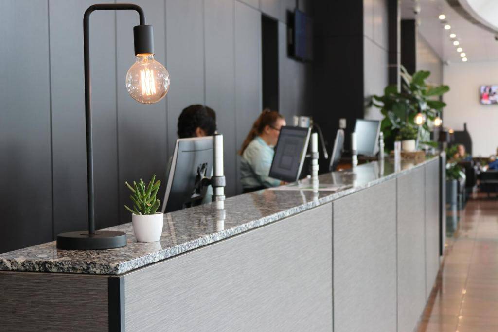 Holiday Inn Sydney Airport, Mascot, NSW : -43% during the day - Dayuse.com