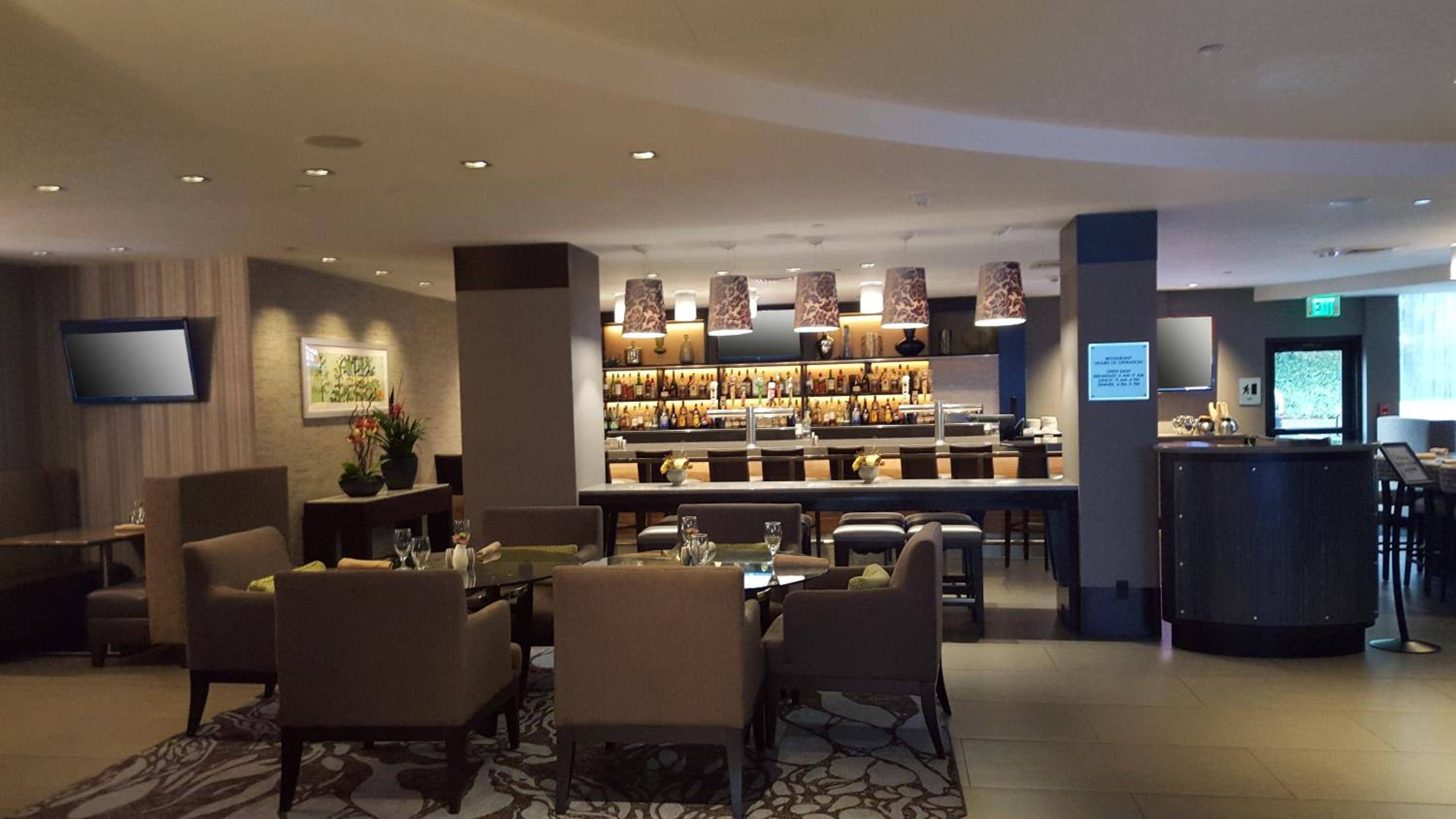 Skybridge Seattle Airport Hotel, SeaTac : -51% during the day - Dayuse.com