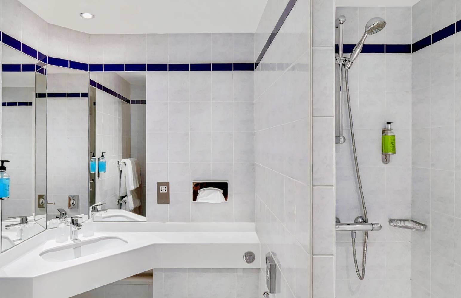 Holiday Inn Express Poole, Dorset : -9% during the day - Dayuse.co.uk