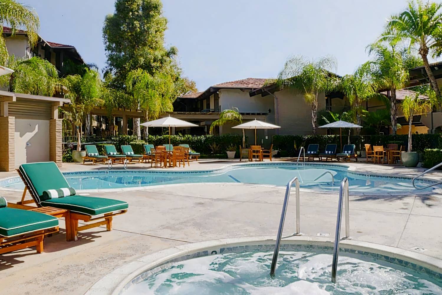 Dayuse Hotels in Los Angeles • Hotels by the hour | Dayuse.com