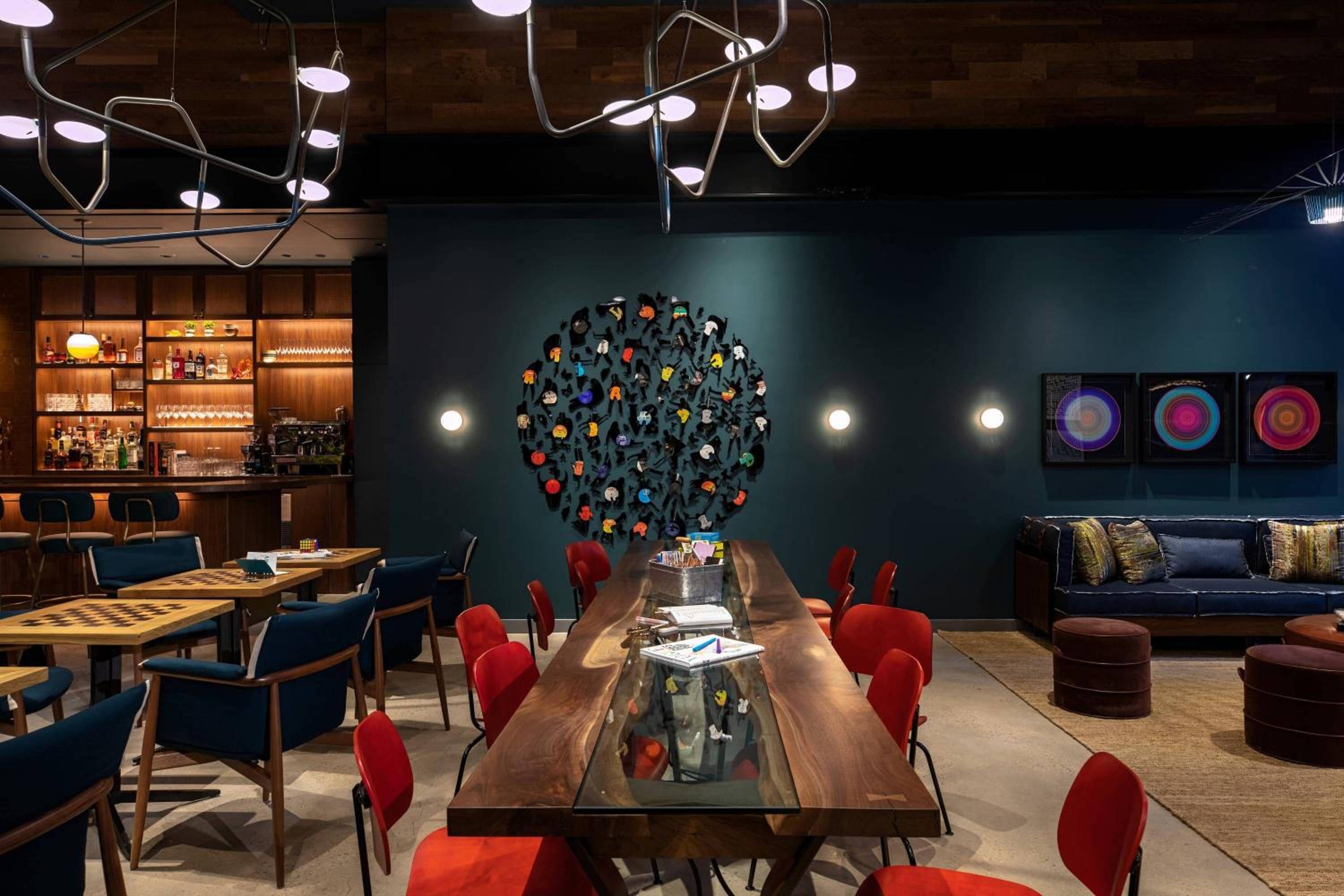 Moxy NYC Downtown, Financial District : -74% during the day - Dayuse.com