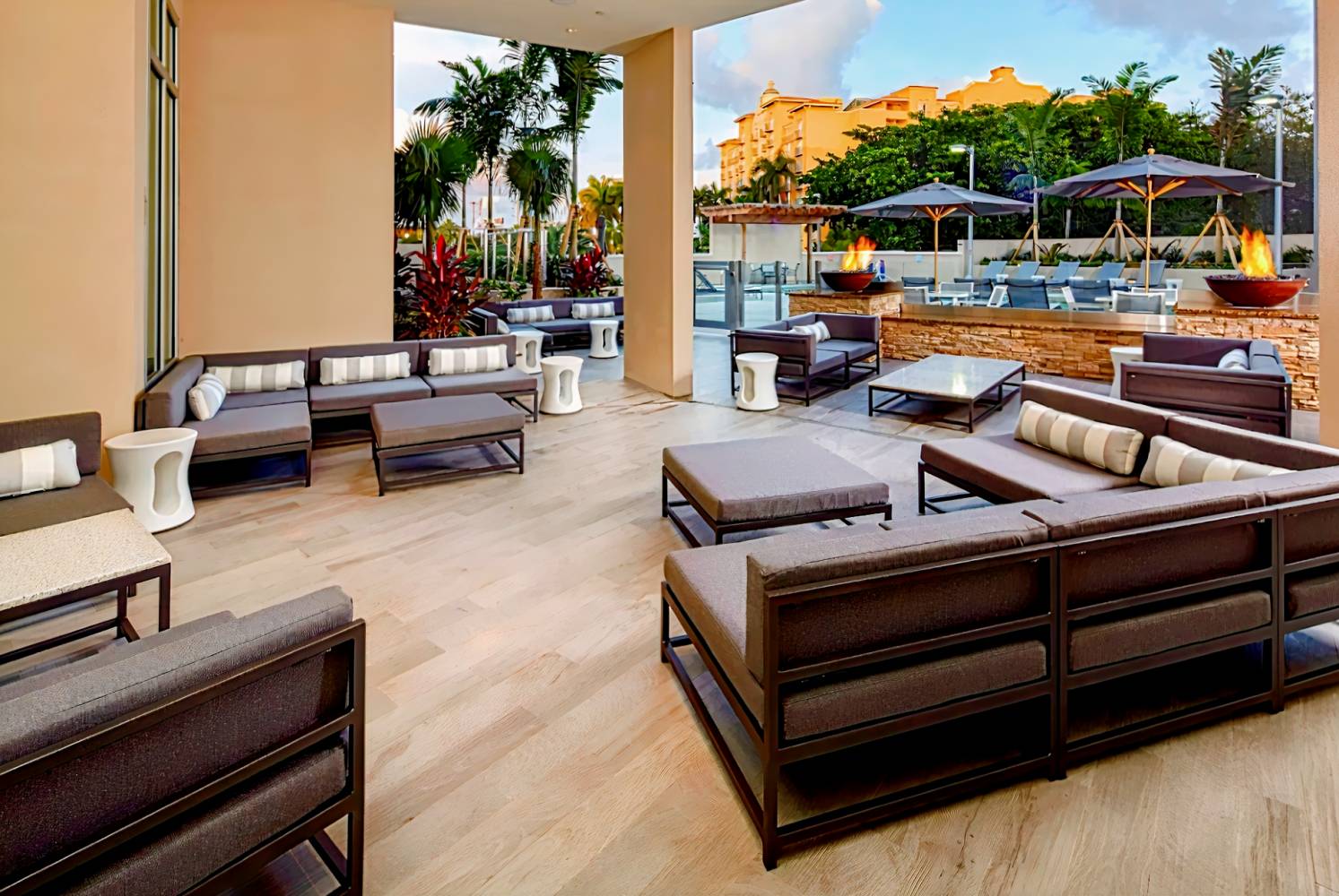 Hyatt Place Miami Airport East, Miami : -63% during the day - Dayuse.com