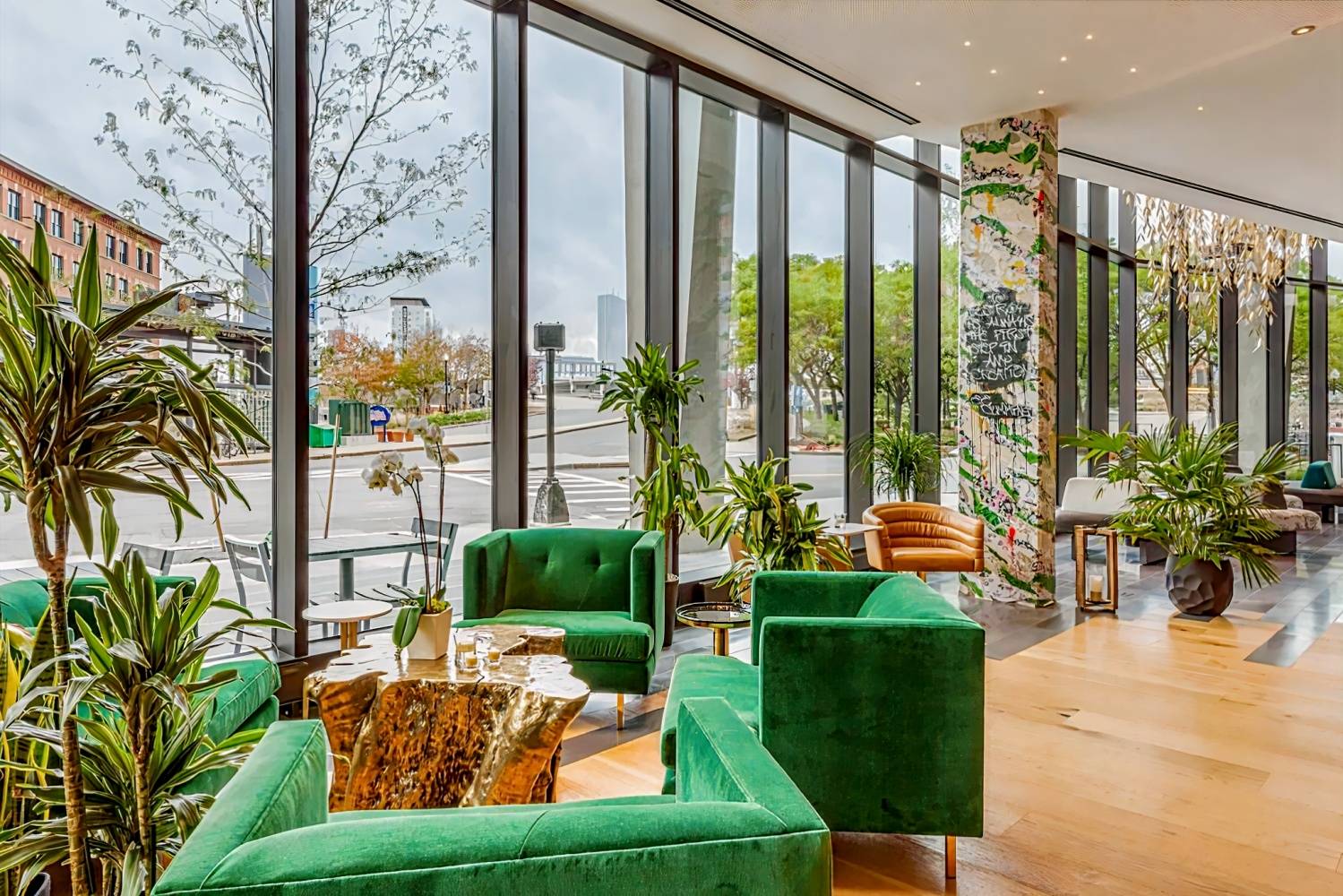 在Dayuse.com.hk，預訂位於D Street / West Broadway 的 Cambria Hotel Boston ...