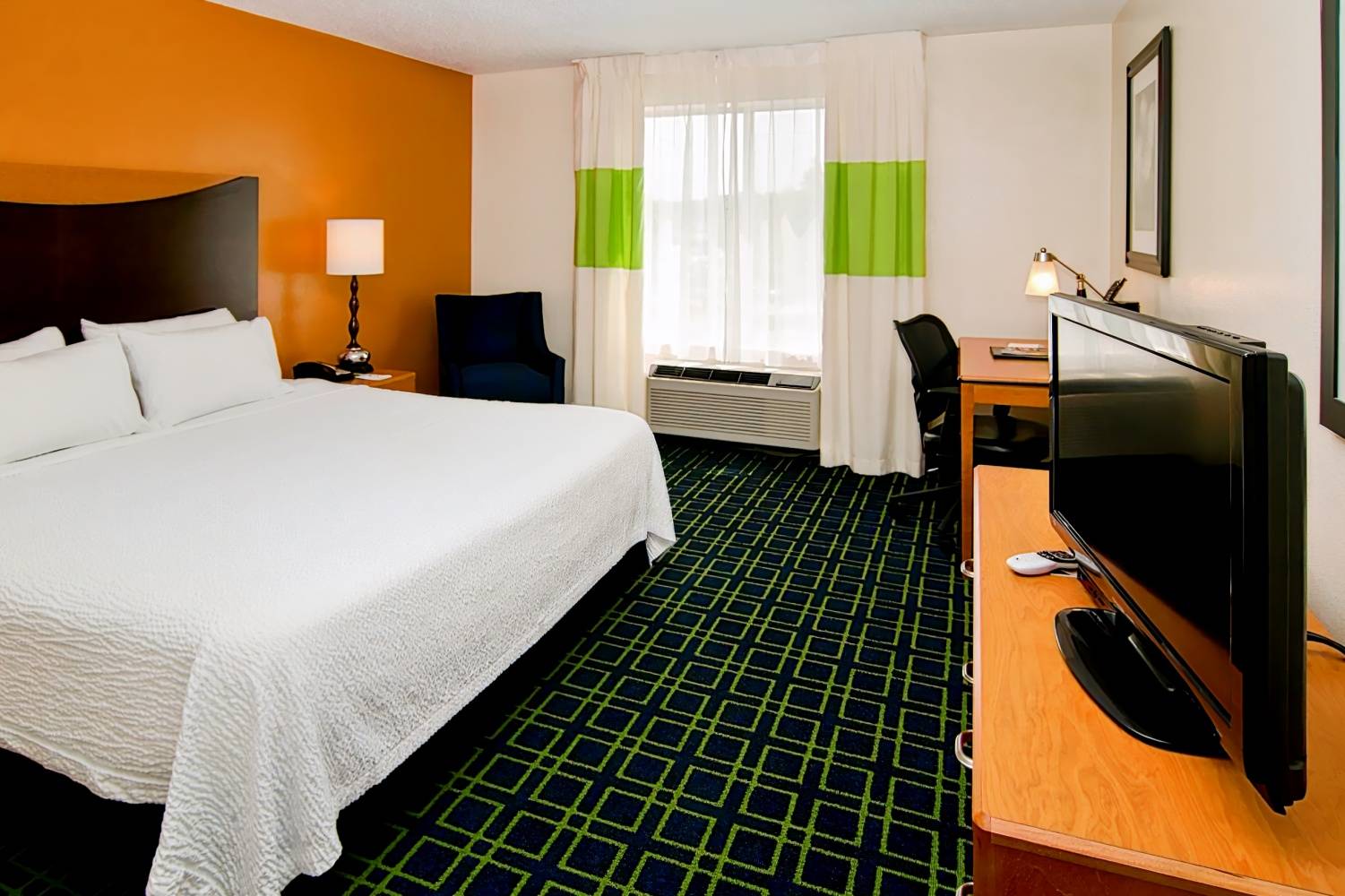 Fairfield Inn St Louis Fenton, Fenton : hotel during the day - Dayuse.com