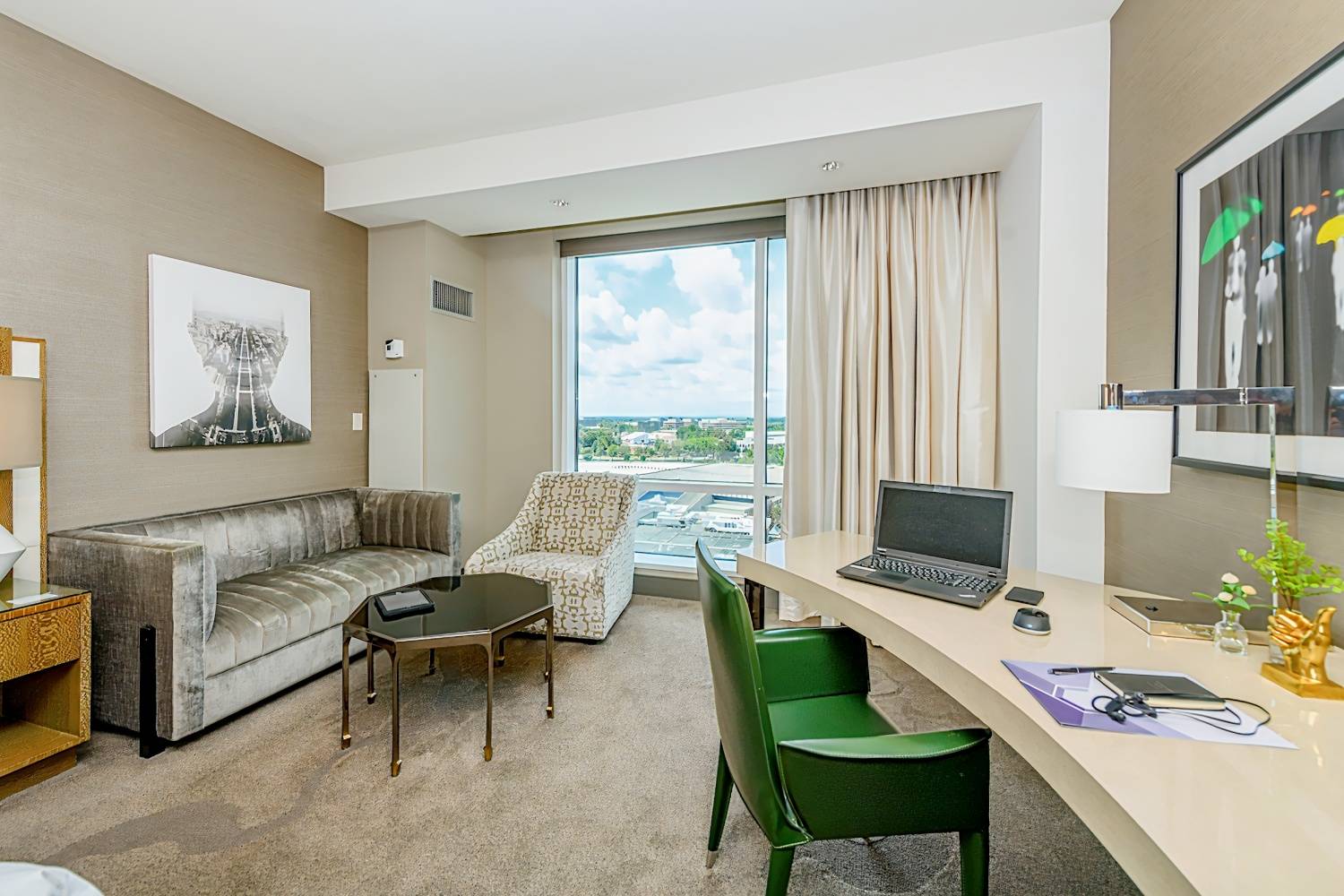 Hyatt Regency Tysons Corner Center, Tysons : hotel during the day ...