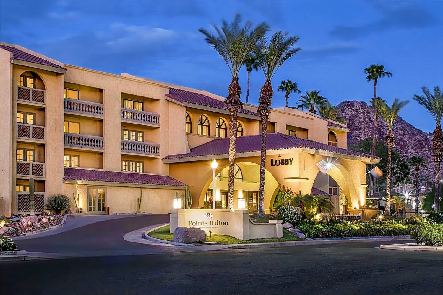 Hilton Phoenix Resort at the Peak, Phoenix, AZ : hotel during the day ...