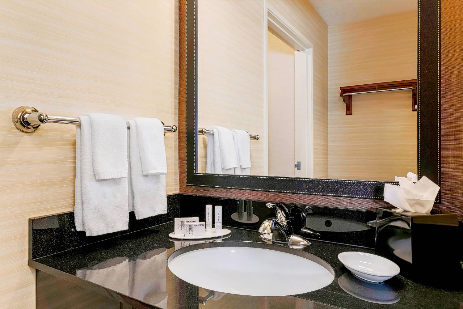 Rooms by the hour rentals| Book rooms nearby