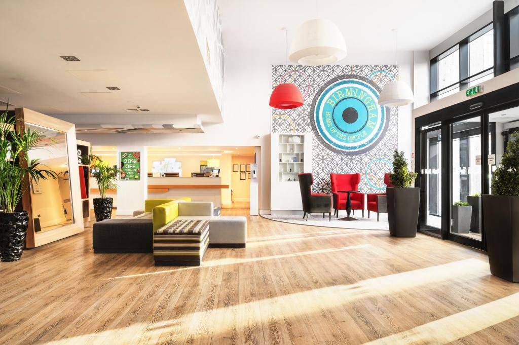 Holiday Inn Birmingham City Centre, an IHG Hotel, West Midlands : -74% ...