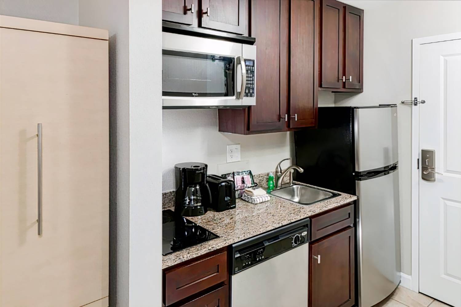 Hotel Day Rooms - Rent a room for a day - Dayuse.com