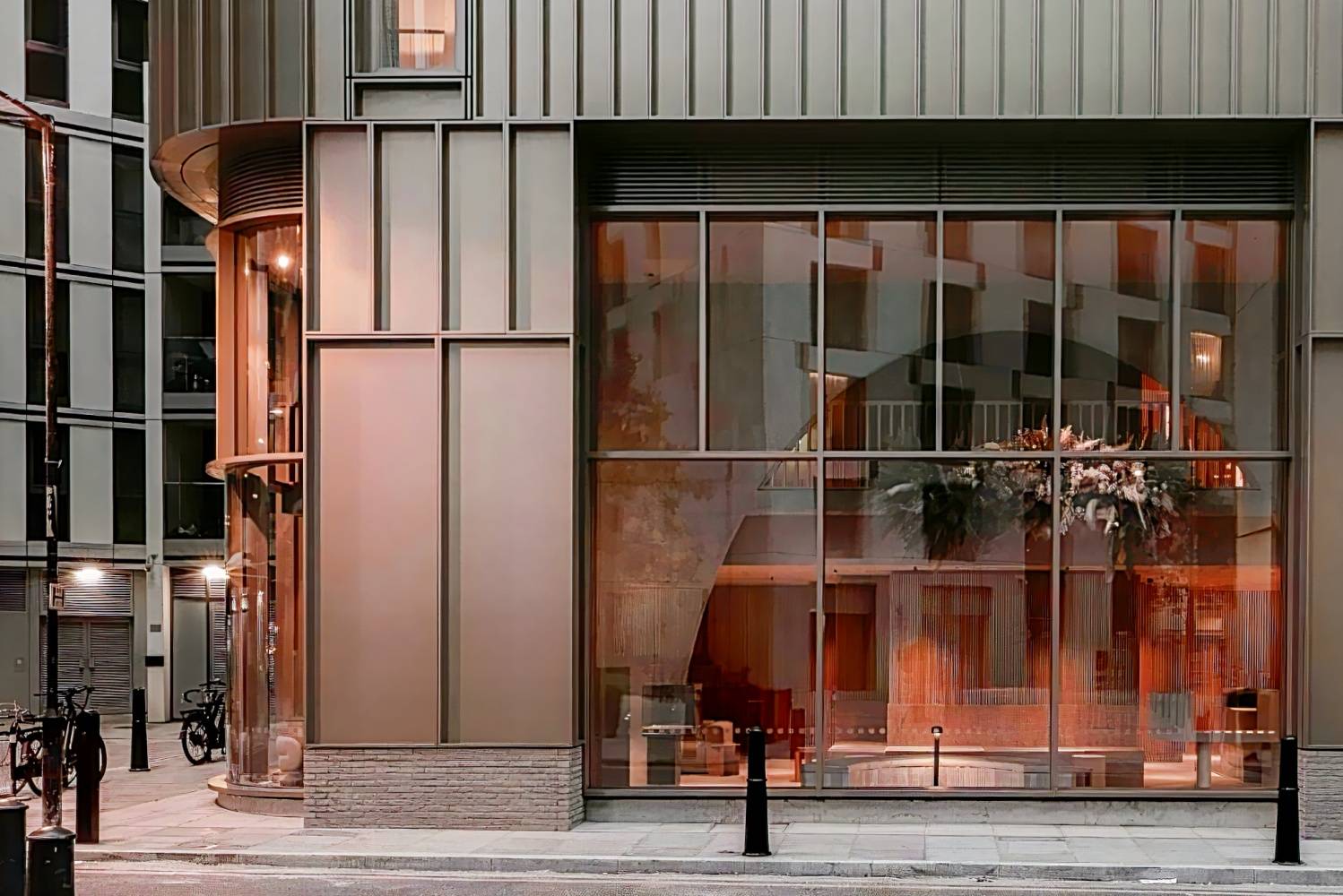 Buckle Street Studios by Locke, Greater London : hotel during the day ...