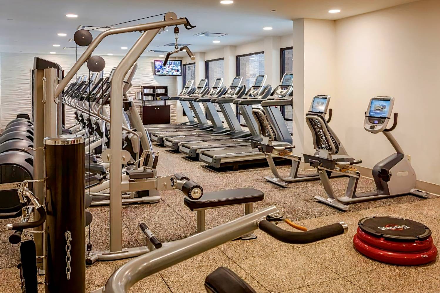 DoubleTree by Hilton Pittsburgh-Green Tree, Pittsburgh, PA: -30% ...