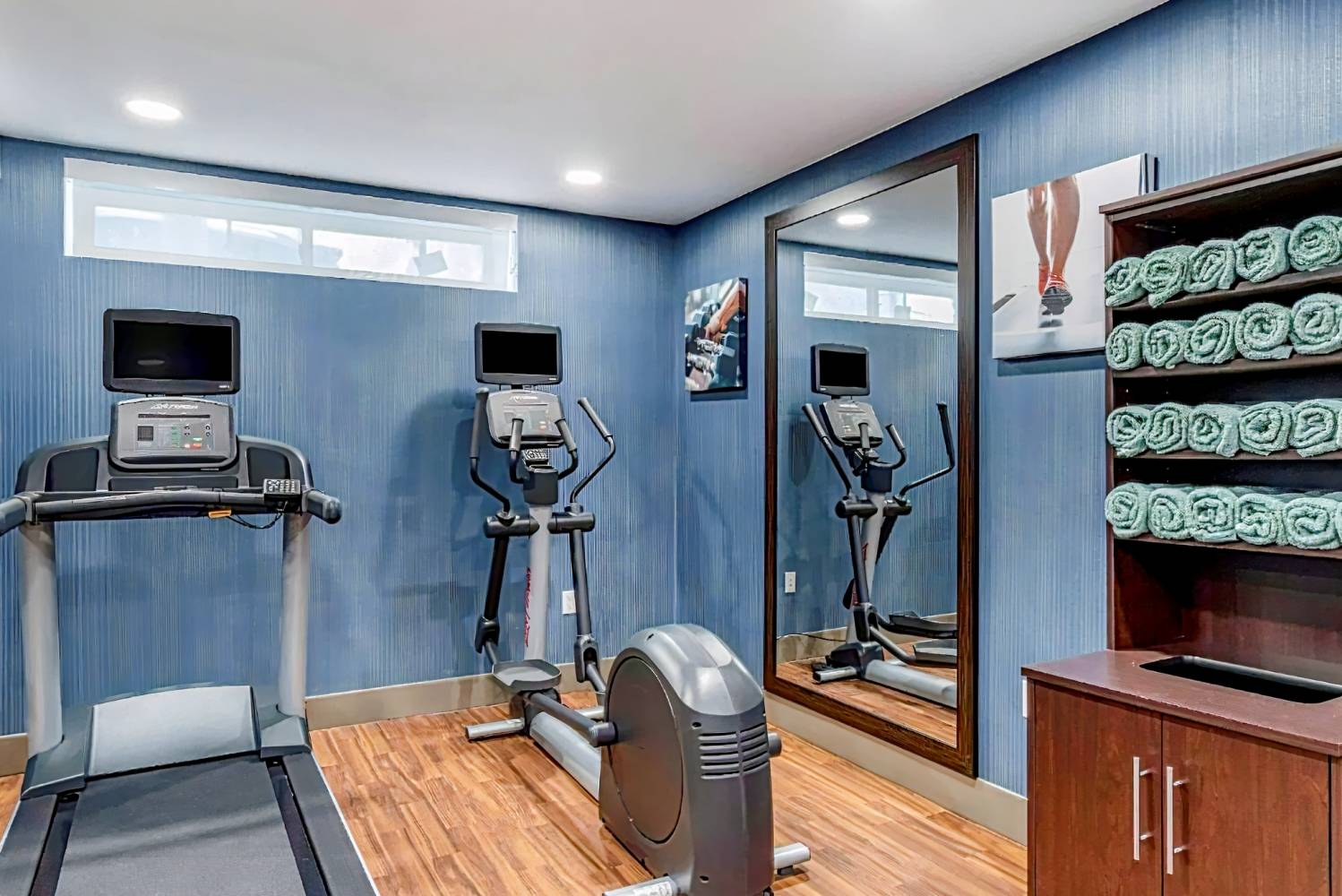 Comfort Inn JFK Airport, Jamaica : -60% en journée • Réservation à l ...