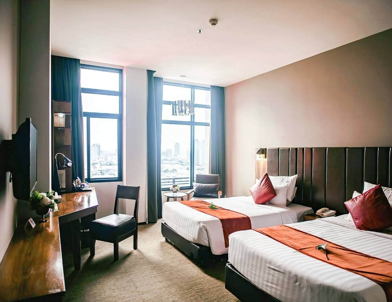 Grand Howard Hotel Bangkok, Khet Bang Kho Laem : -56% during the day ...