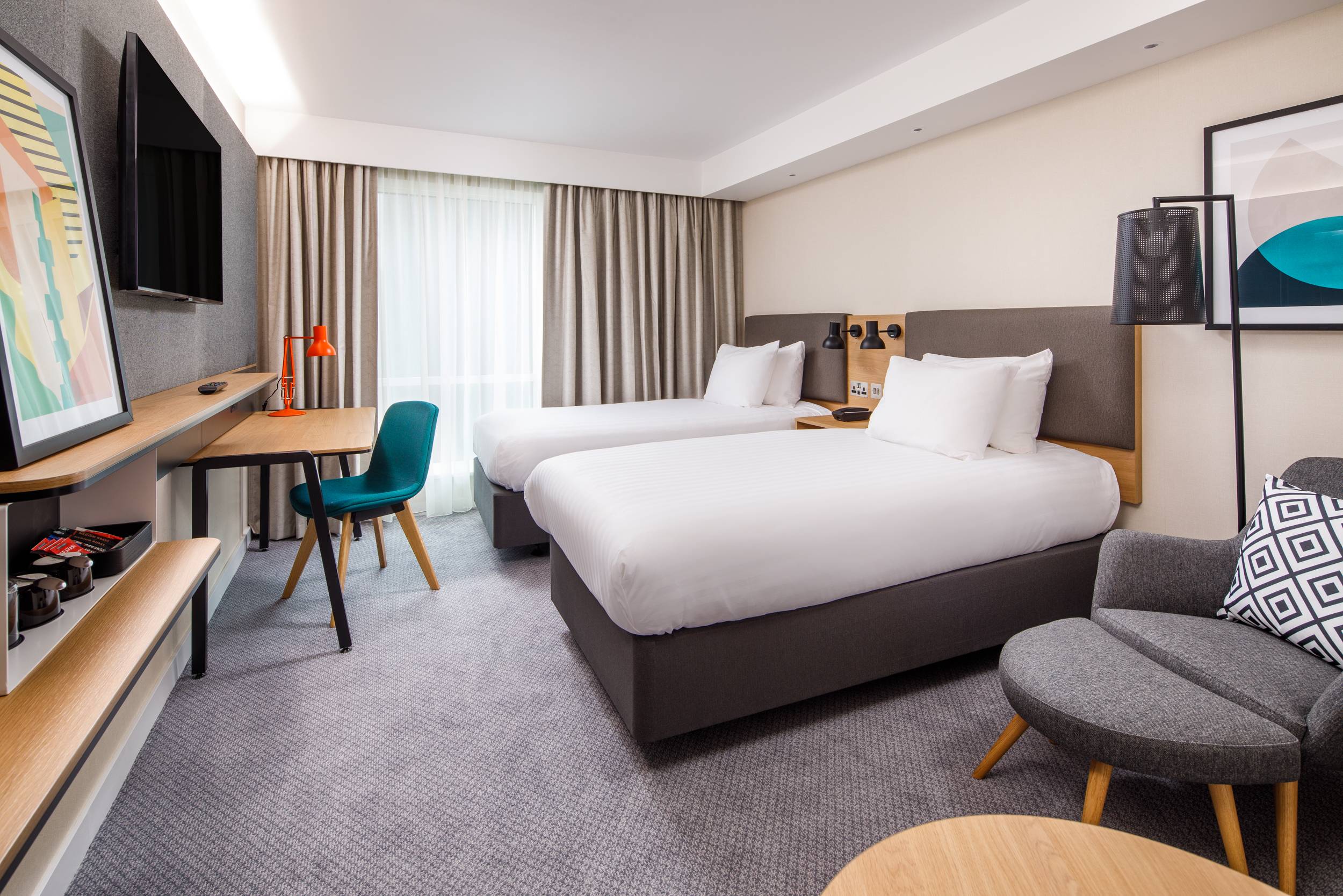 Holiday Inn Manchester Airport, an IHG Hotel, Greater Manchester : -43% ...