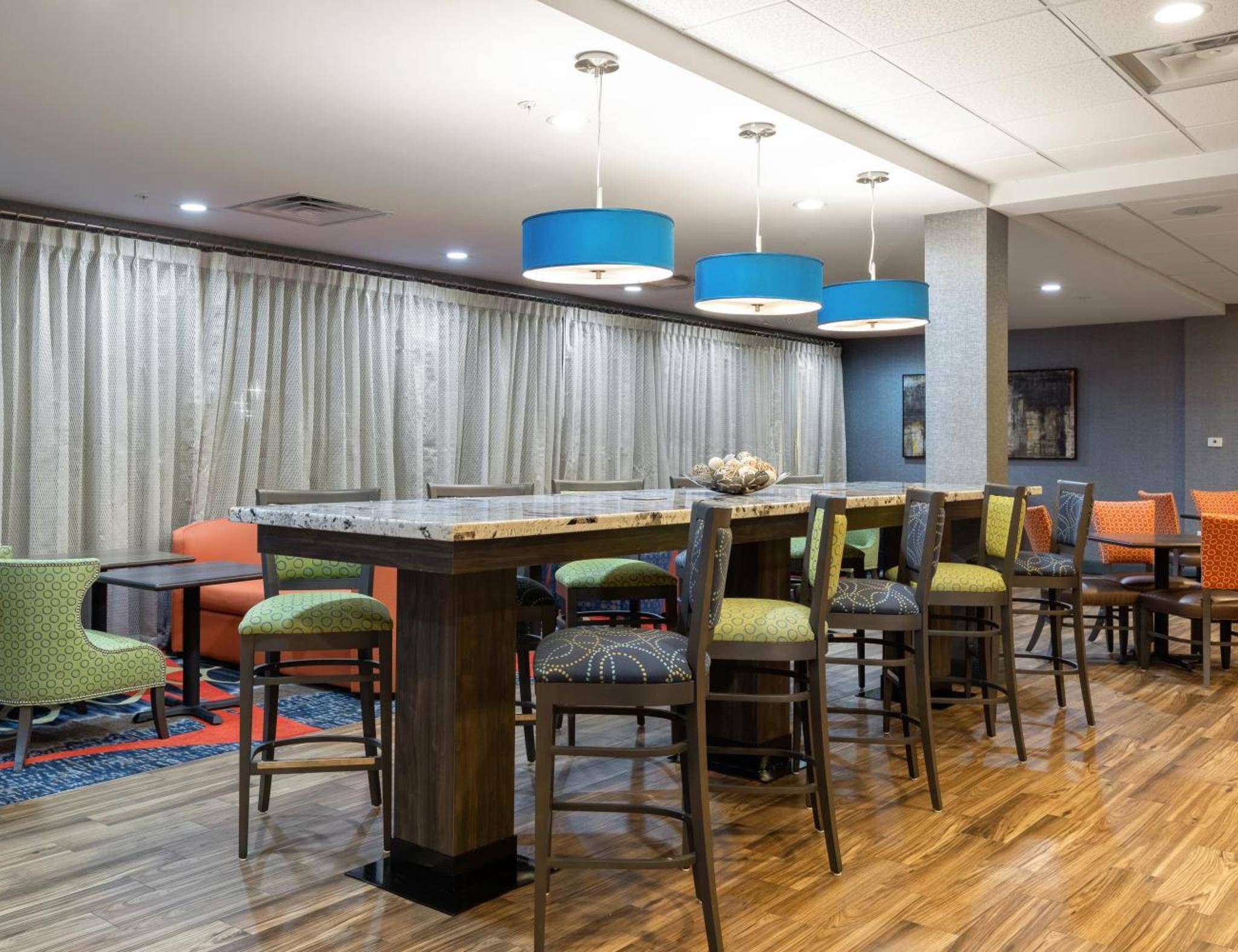 Hampton Inn Houston/Humble-Airport Area, Humble : -35% during the day ...