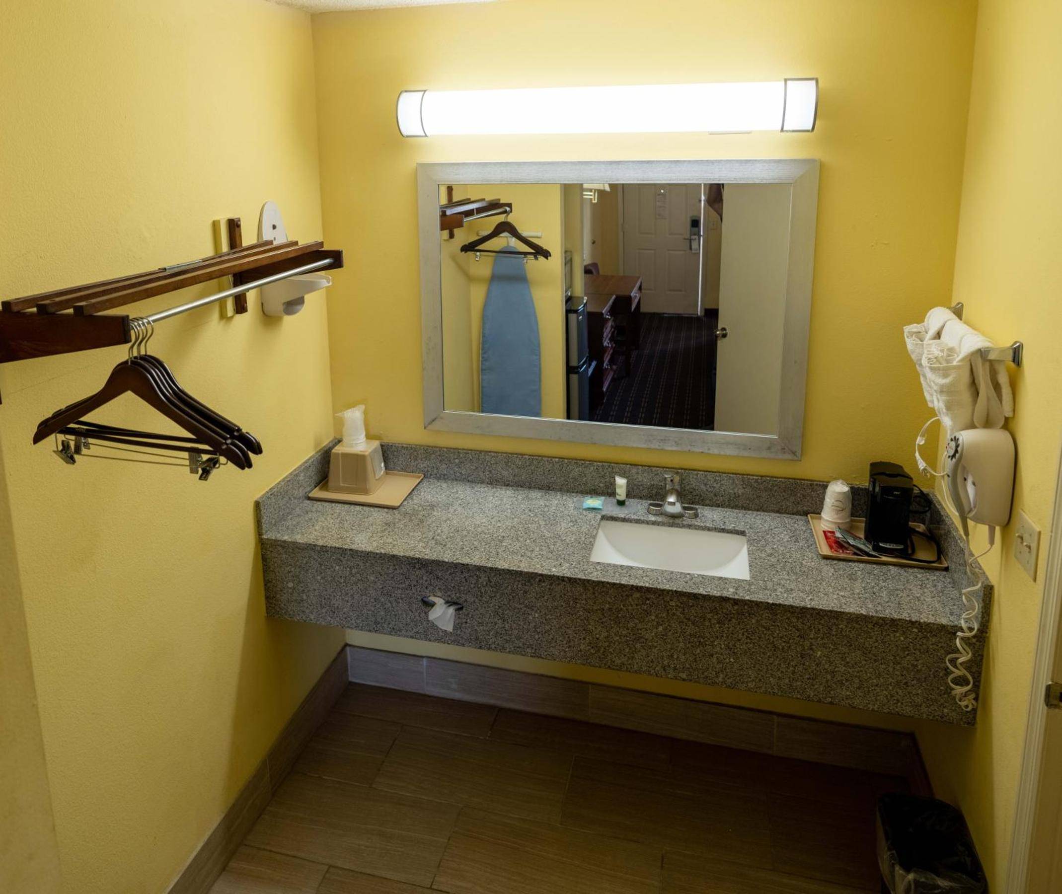 Early Check-In Hotels - Check in hotel now - Dayuse.com