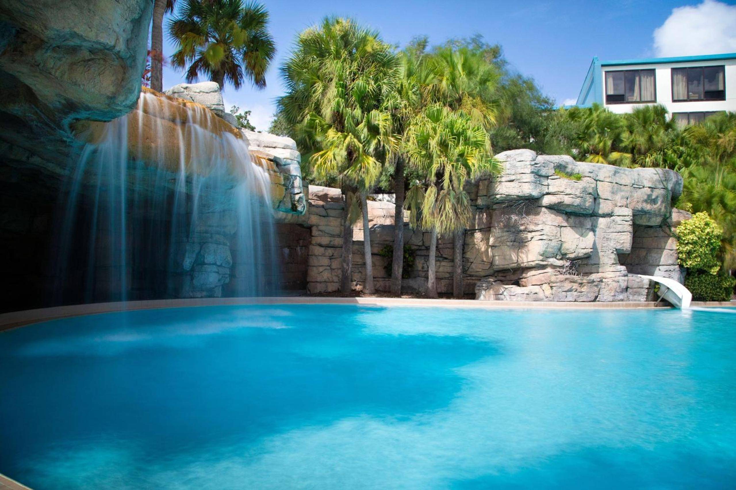 Delta Hotels by Marriott Orlando Celebration, Kissimmee : -61% en ...