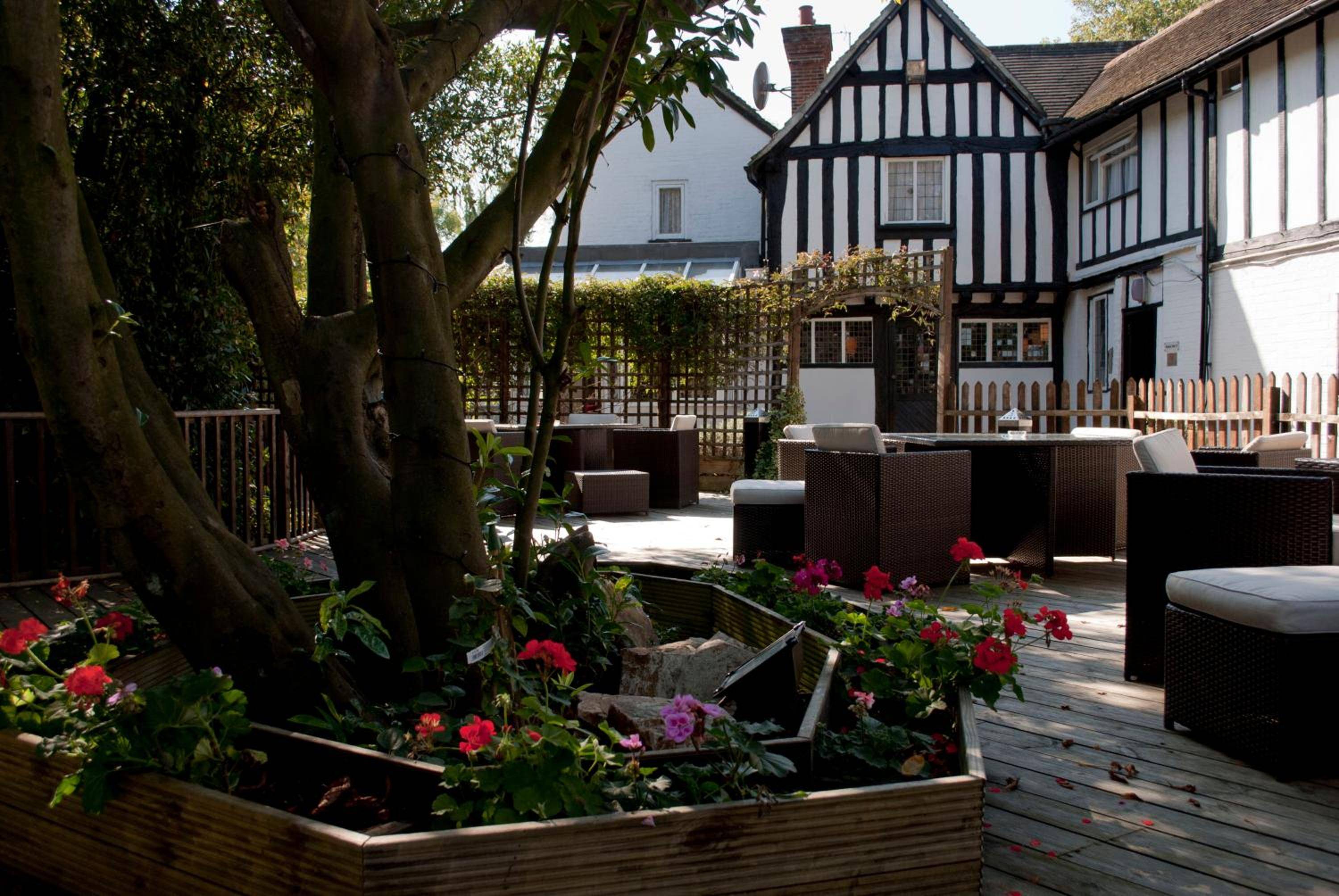 The Tudor Hotel, Greater London : -39% during the day - Dayuse.co.uk