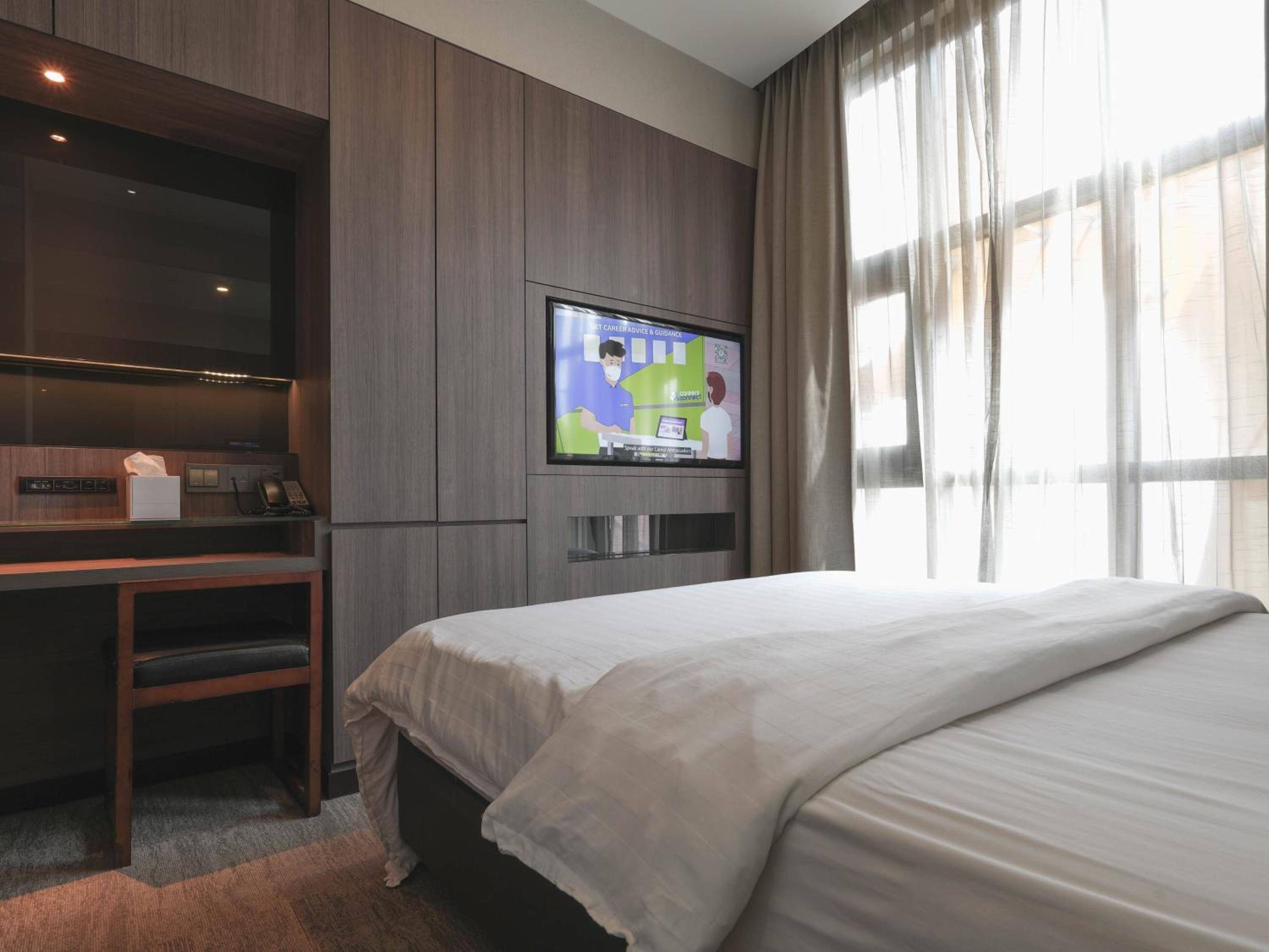 Amrise Hotel Kitchener, Kallang : -57% during the day - Dayuse.sg