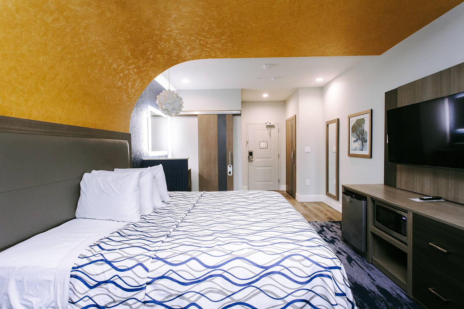 Palace Inn Blue Houston East Beltway 8, Houston : -50% during the day ...