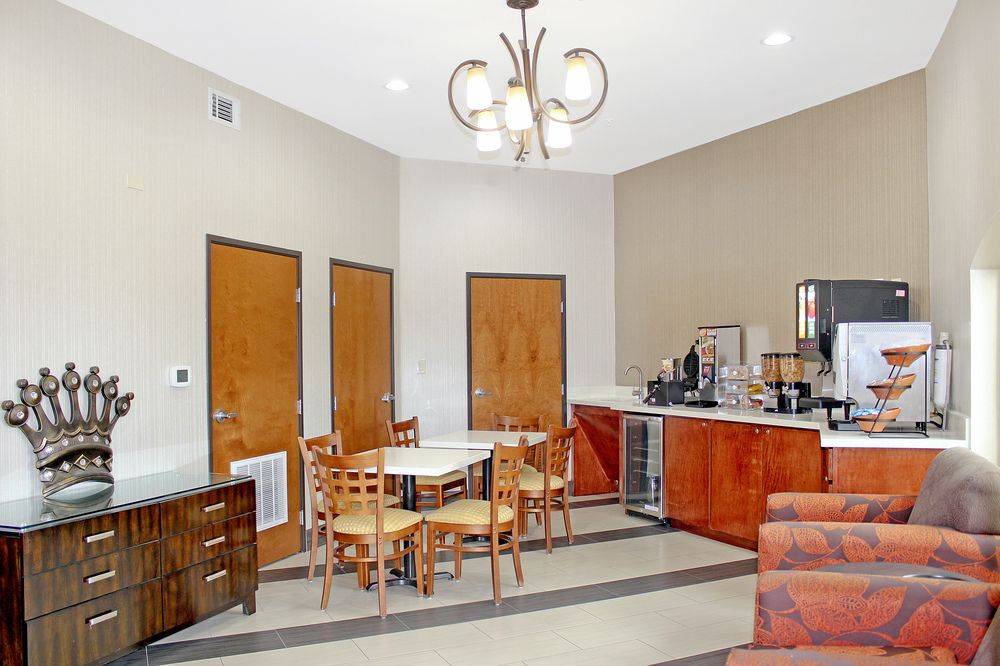 Palacio Royale Houston NW at Beltway 8, Northwest Houston : -39% during ...