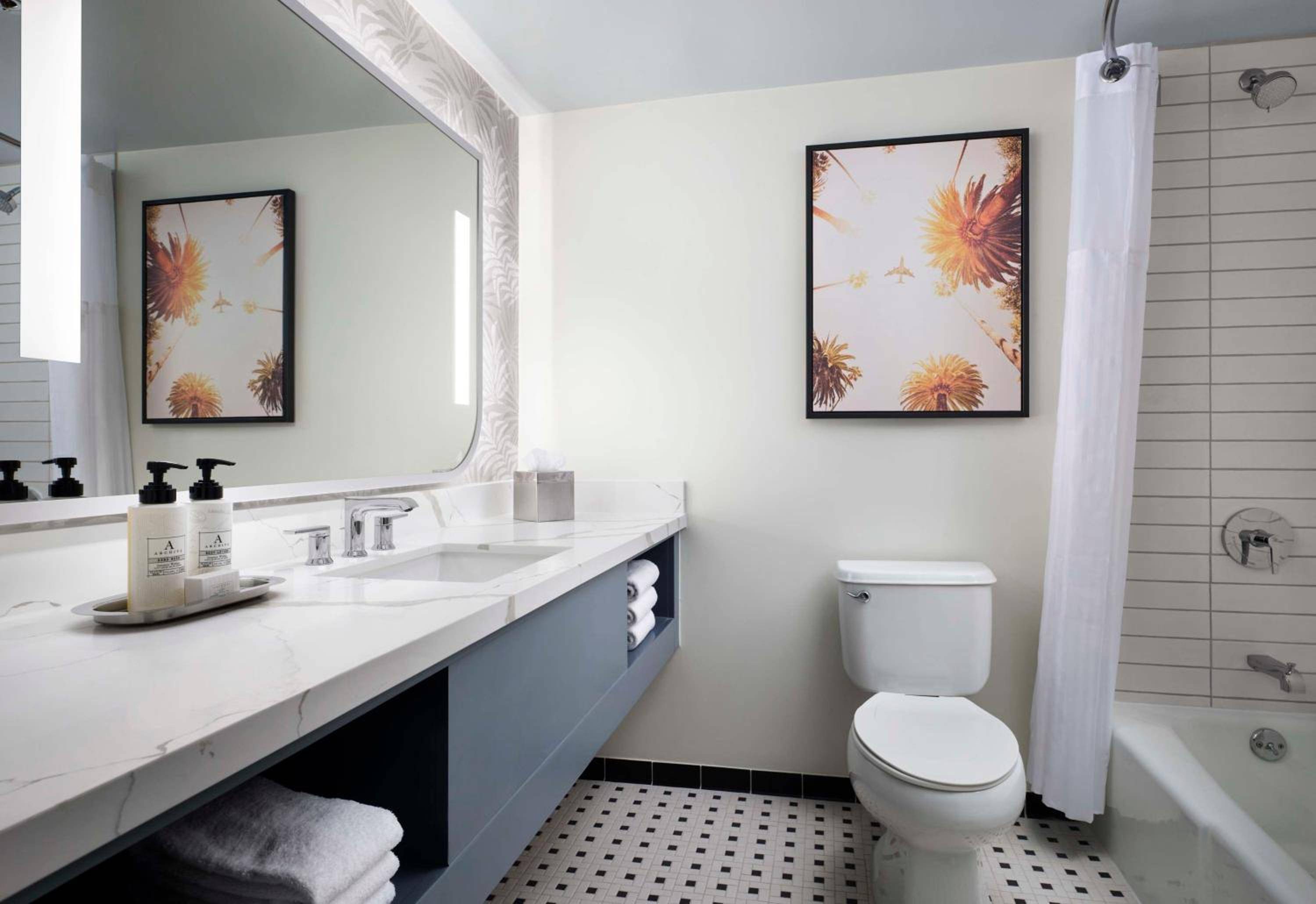 Sonesta Los Angeles Airport LAX, Los Angeles : -24% during the day ...