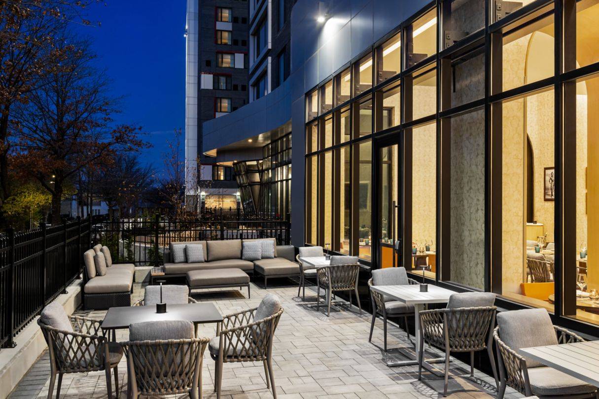 Marriott New York JFK Airport, South Ozone Park : -57% during the day ...