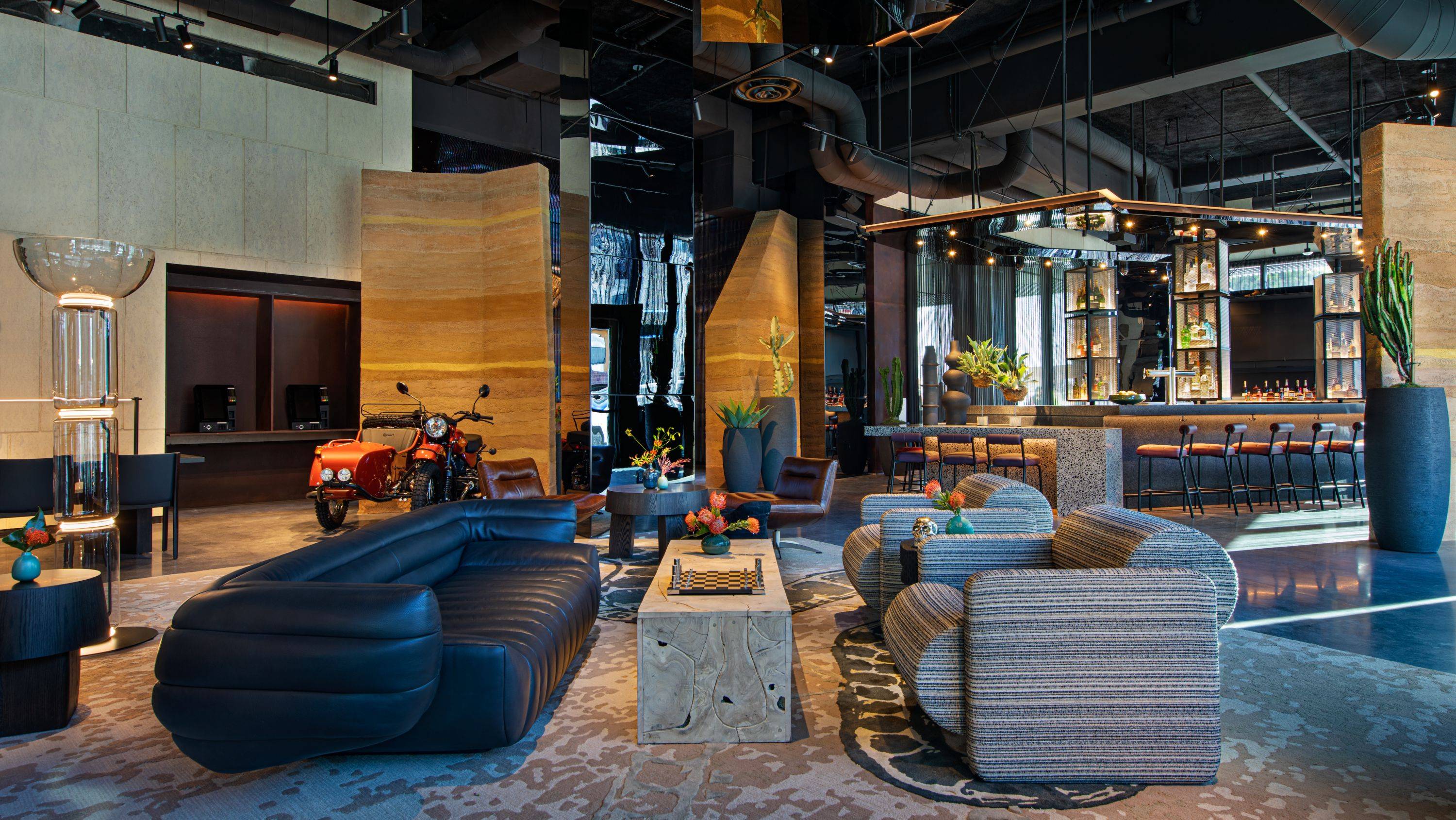 Moxy Downtown Los Angeles, 1260 South Figueroa Street : -32% during the ...