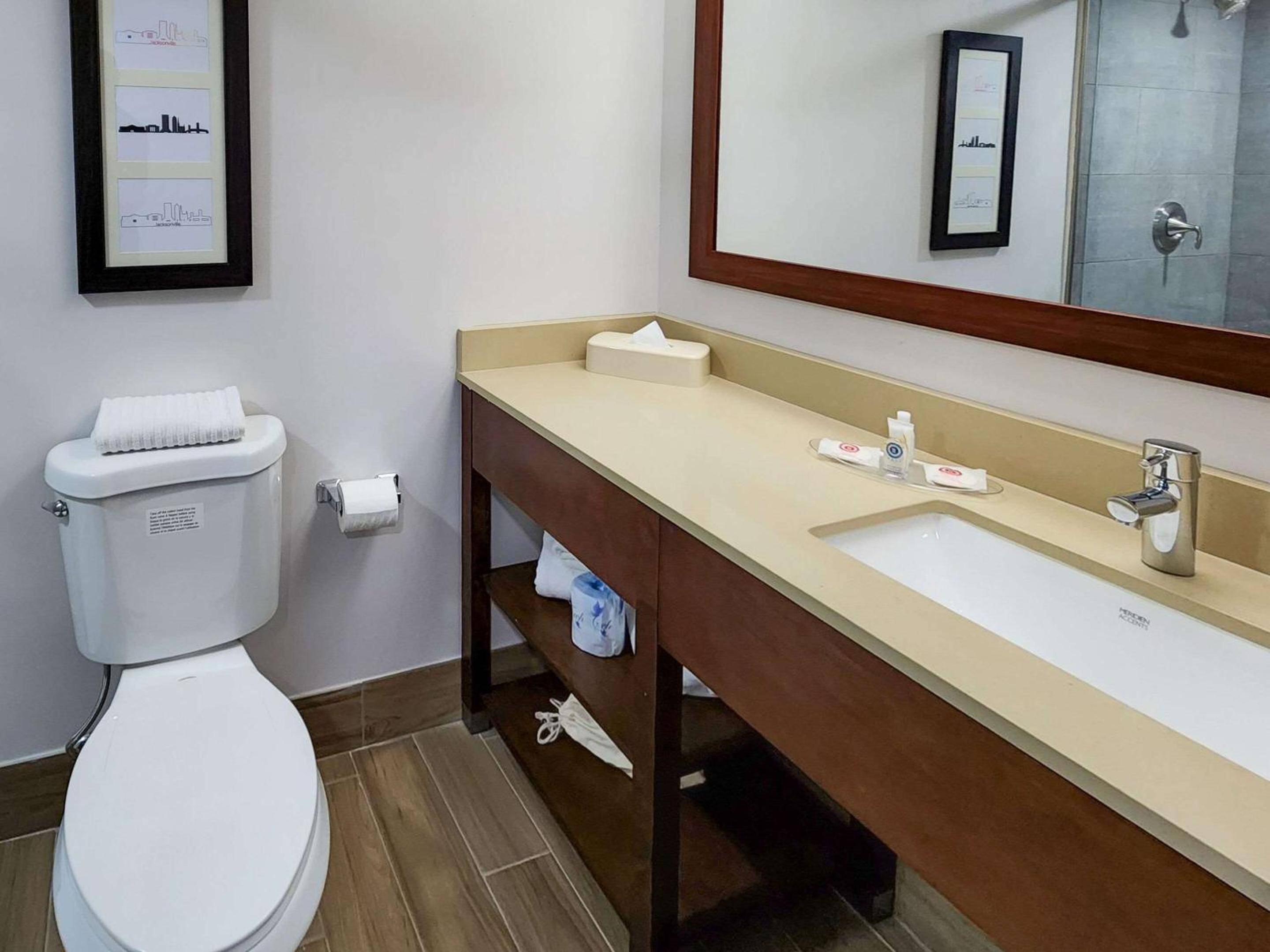 Comfort Suites Baymeadows Near Butler Blvd, Southside : -29% during the ...