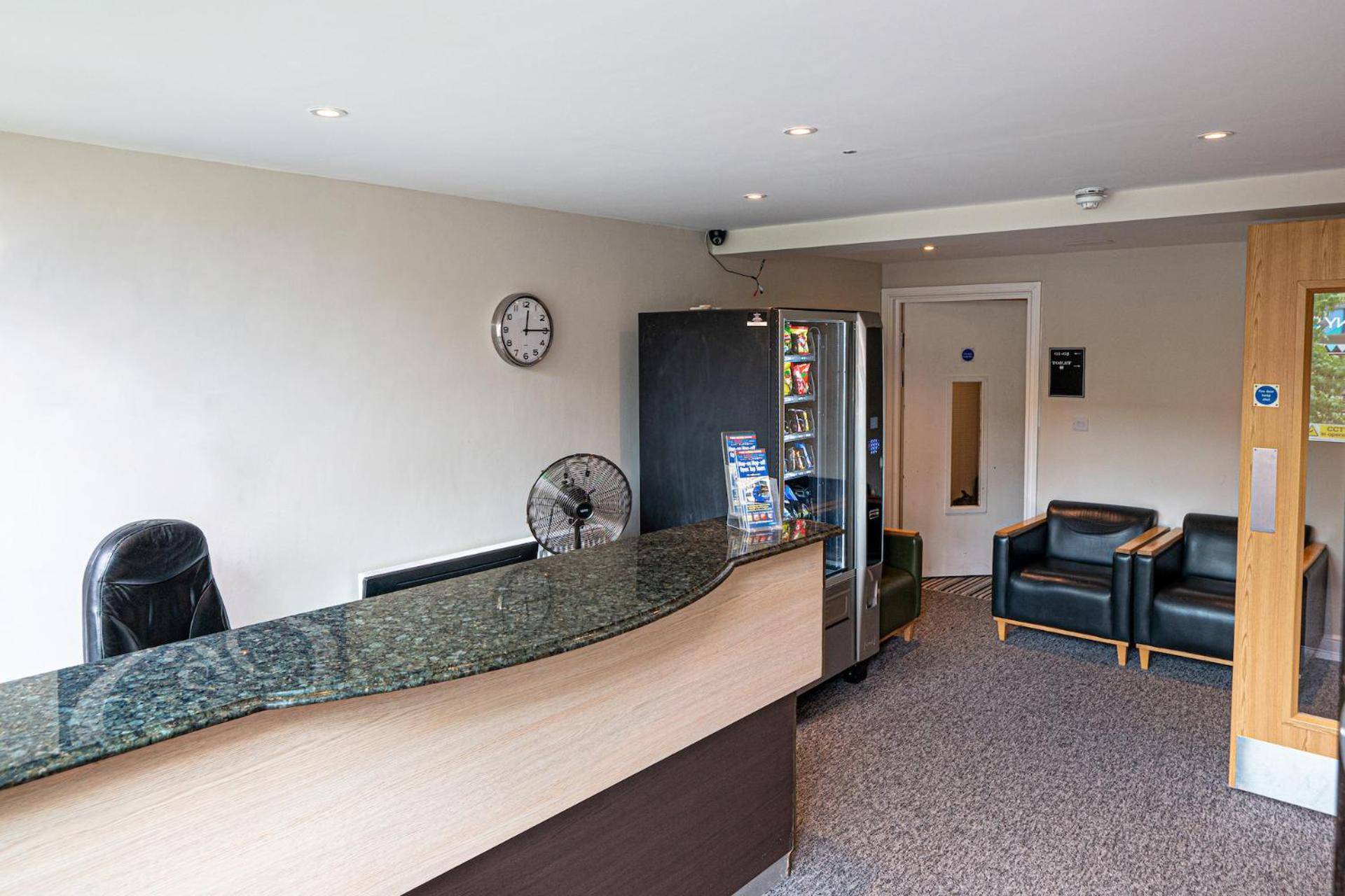 Maiden Oval, Greater London : -58% during the day - Dayuse.com