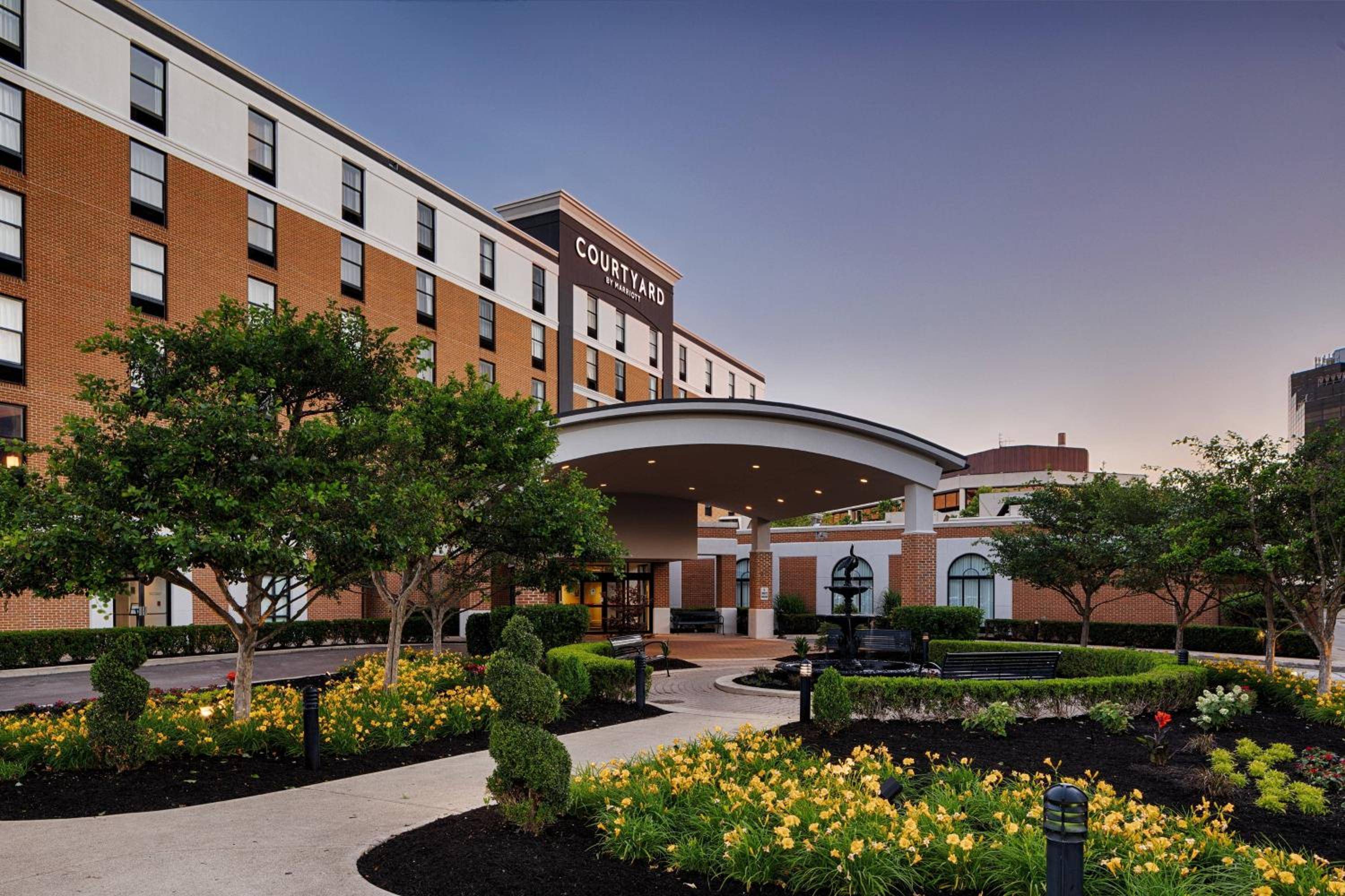 Courtyard by Marriott Springfield Downtown, Springfield durante il ...
