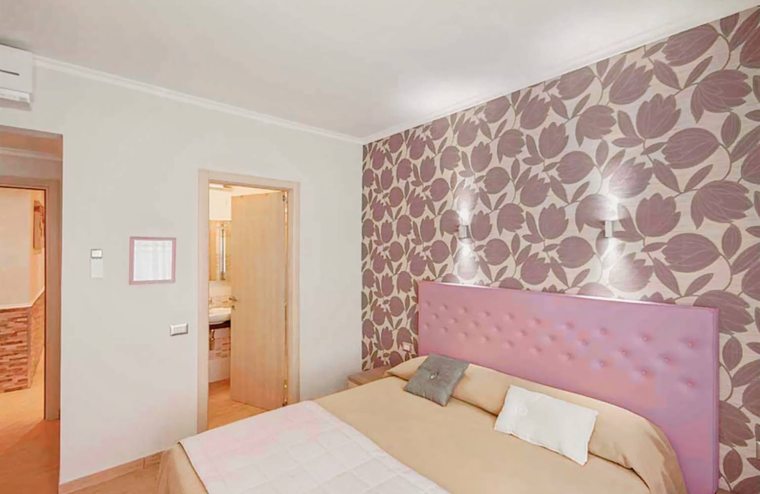 在Dayuse.com.hk，預訂位於Roma 的 Rome Kings Suite的日間酒店體驗