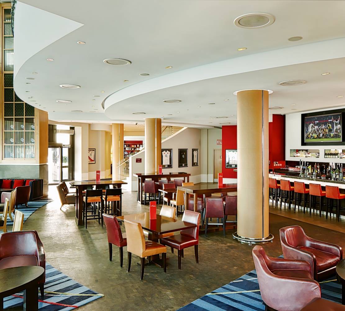 London Twickenham Stadium Hotel, Greater London : -43% during the day ...