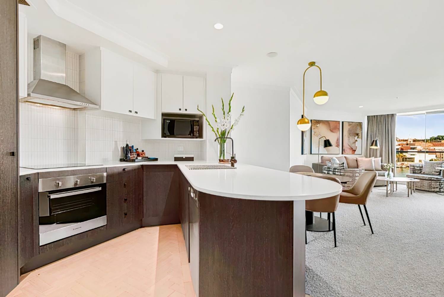 Pullman Quay Grand Sydney Harbour, Sydney : -34% during the day ...